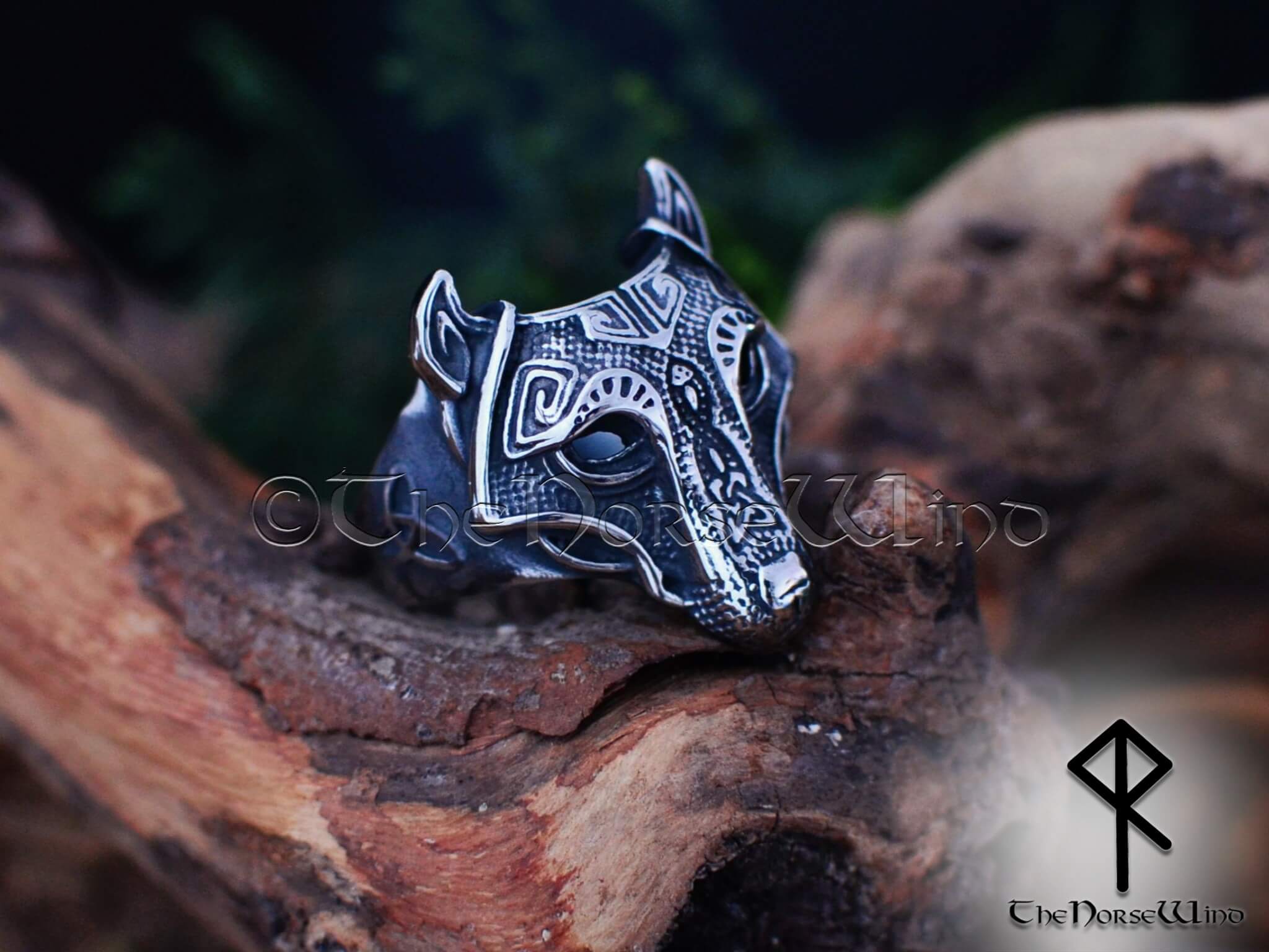 Fenrir Wolf Head Viking Ring, Solid Norse Men's Ring - TheNorseWind